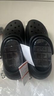 Crocs classic dusty pink, Women's Fashion, Footwear, Flipflops and ...