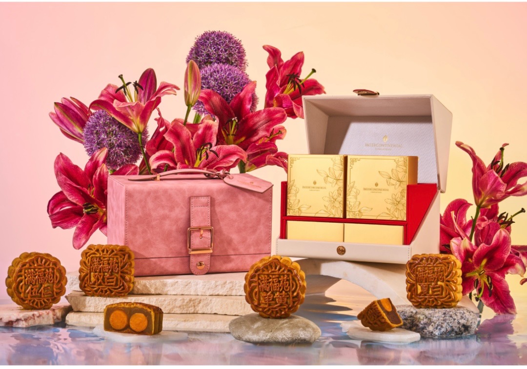 Intercontinental Mooncake Box 2024, Hobbies & Toys, Stationery & Craft ...