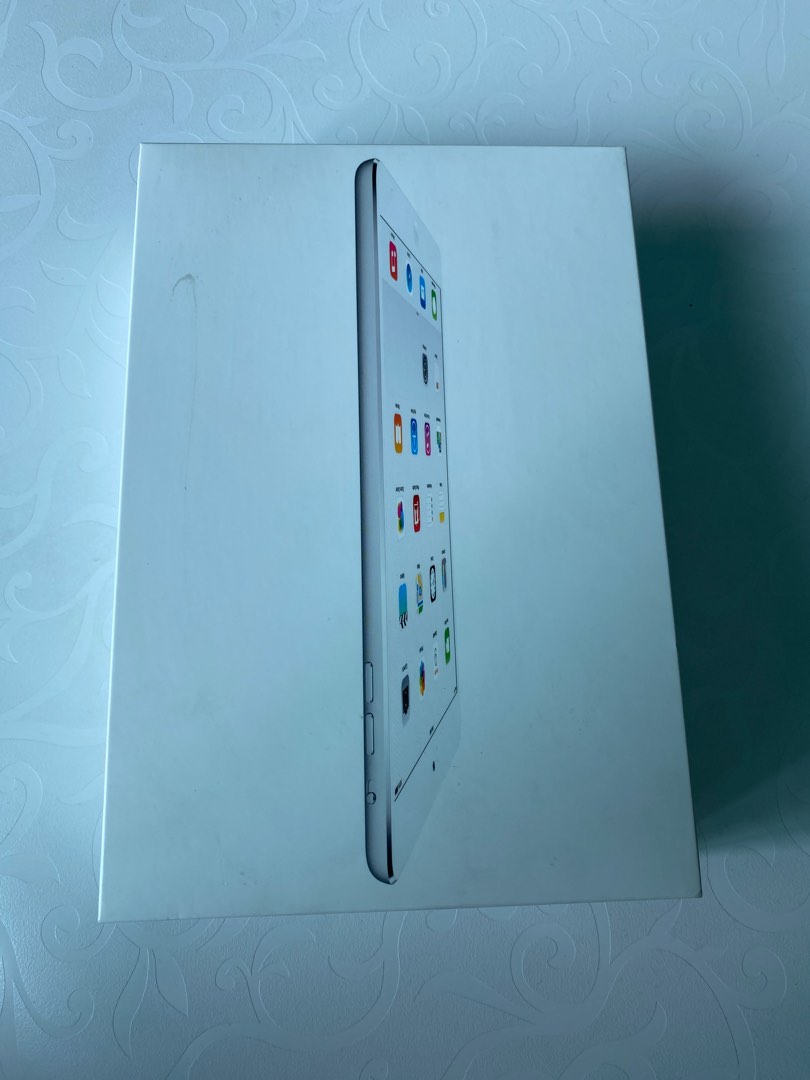 iPad mini box only, Mobile Phones & Gadgets, Mobile & Gadget Accessories, Other Mobile & Gadget ...
