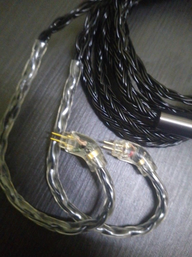 Jcally iem cable 2 pin (type B) with Mic, Audio, Earphones on Carousell