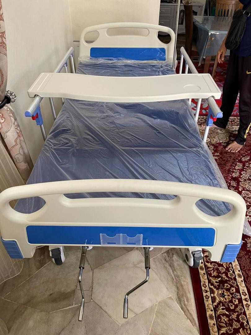 Katil pesakit, Furniture & Home Living, Furniture, Bed Frames ...