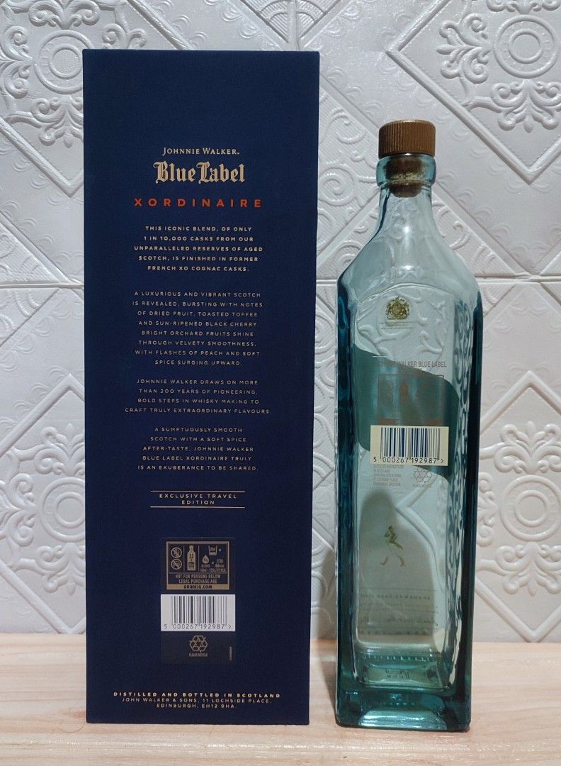 koleksi botol bekas blue label xordinaire, Antik, Pajangan di Carousell