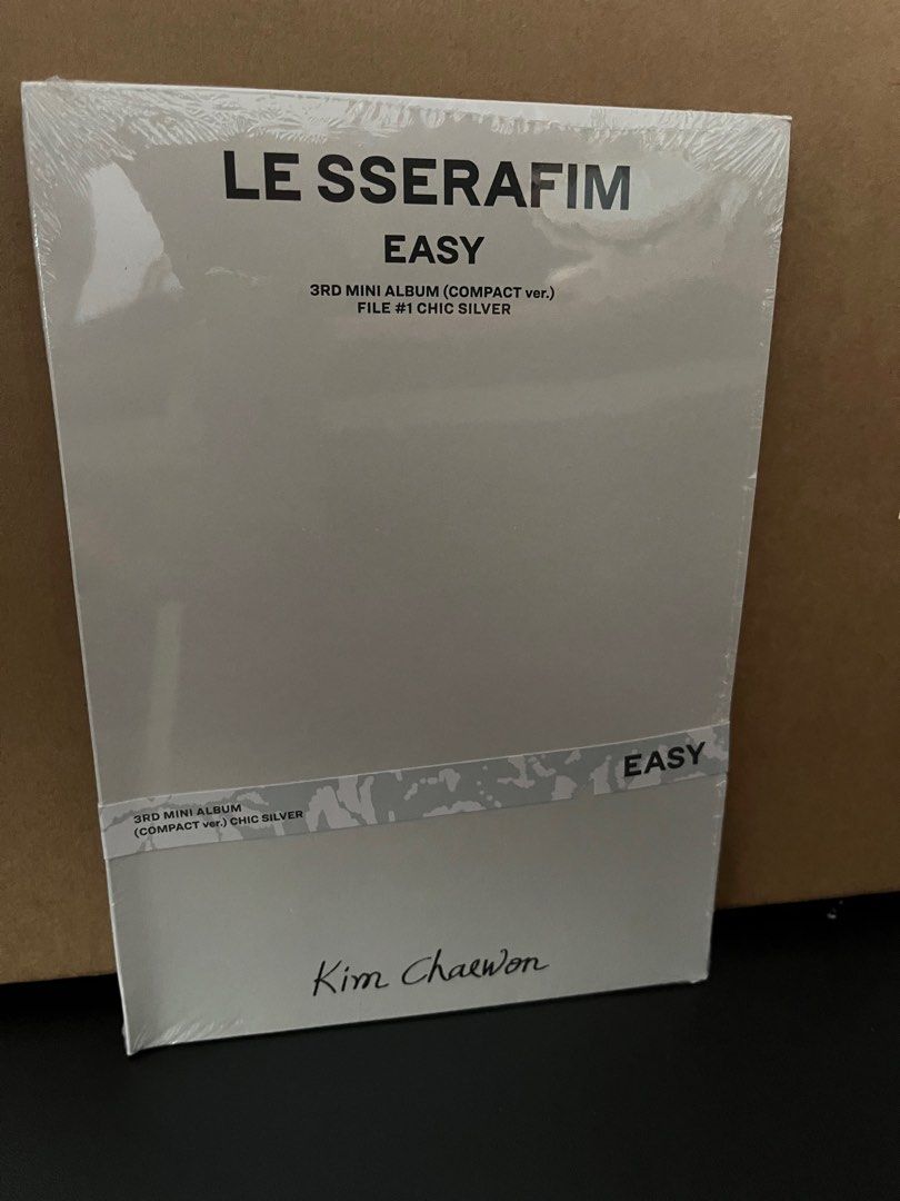 LESSERAFIM EASY chaewon ver, 興趣及遊戲, 音樂、樂器 & 配件, 音樂與媒體 - CD 及 DVD ...