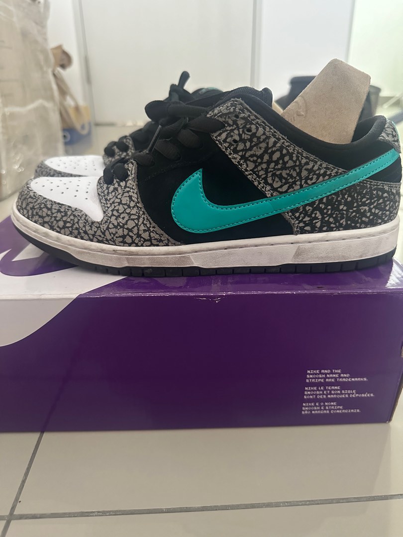 Nike SB Dunk Atmos, Men's Fashion, Footwear, Sneakers on Carousell