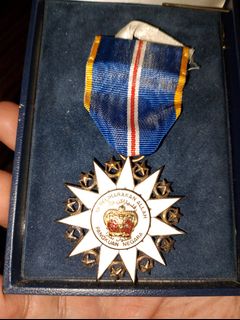 MEDAL PINGAT PPS PERKHIDMATAN SETIA, Hobbies & Toys, Collectibles ...
