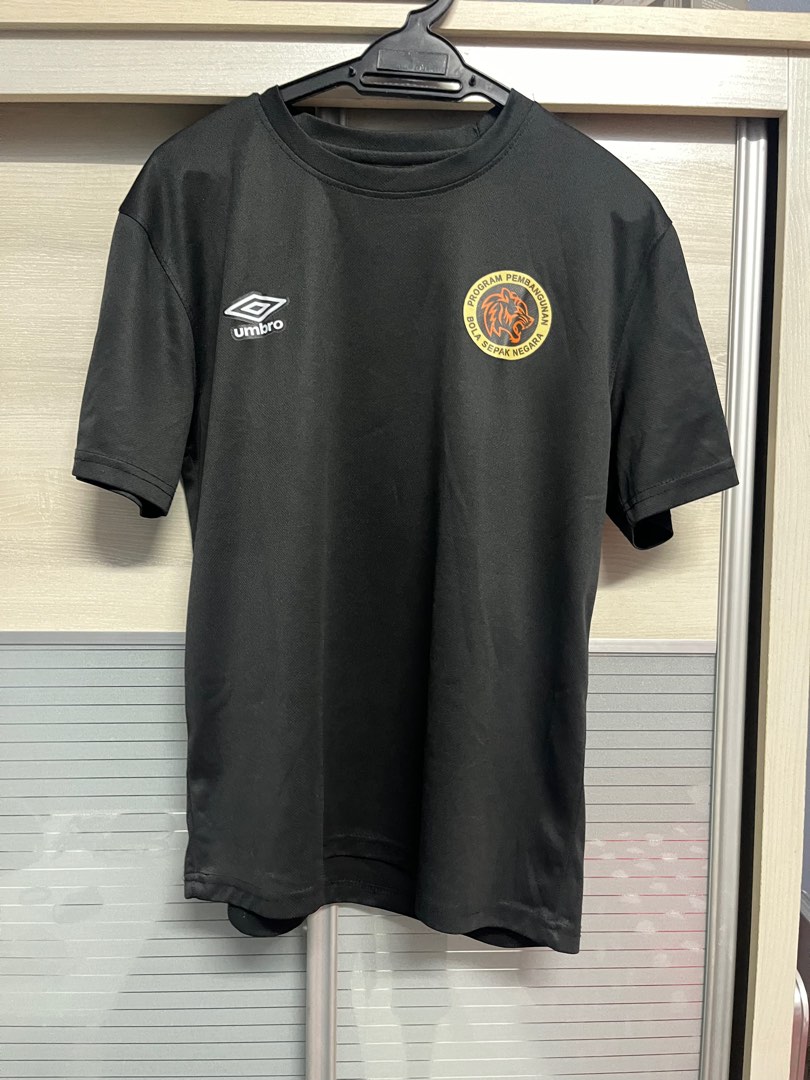 Pld Training Kit, Men's Fashion, Activewear on Carousell