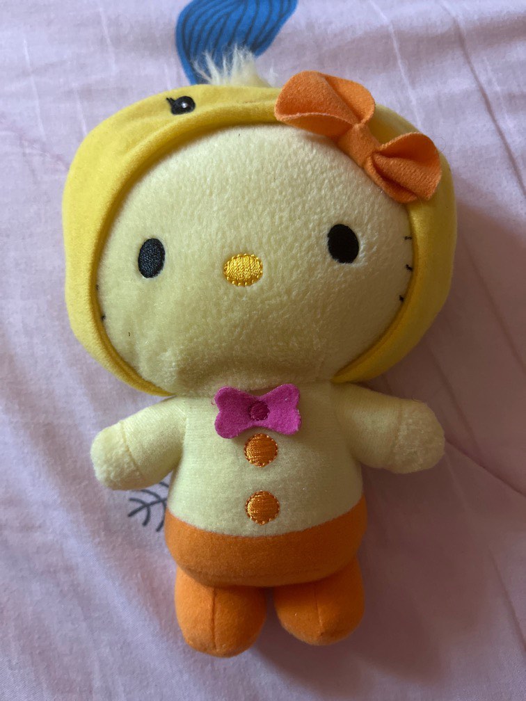 plush hello kitty duck costumed, Hobbies & Toys, Toys & Games on Carousell