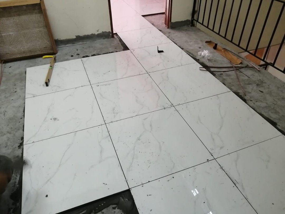 Putih perkhidmatan pemasangan tile, Furniture & Home Living, Home Decor ...