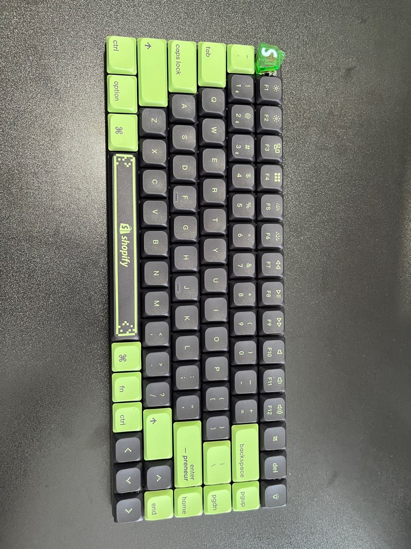 Shopify keyboard and shopify keycap, Computers & Tech, Parts ...