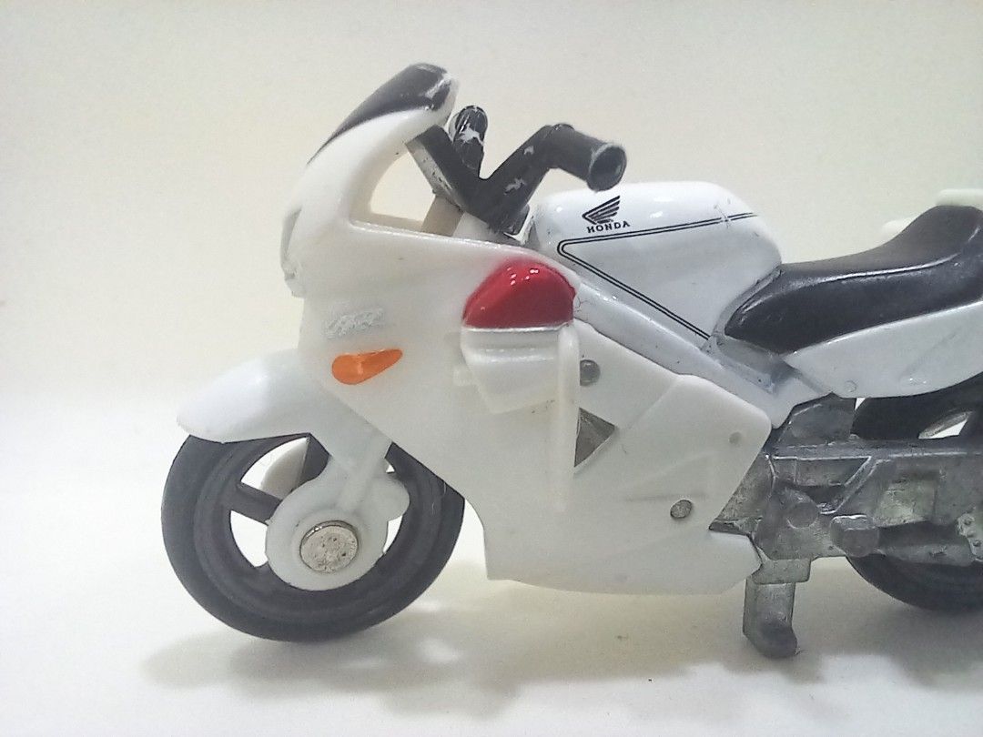 Tomica Honda VFR Japan Police Bike Diecast Motorcycle, Hobbies & Toys ...