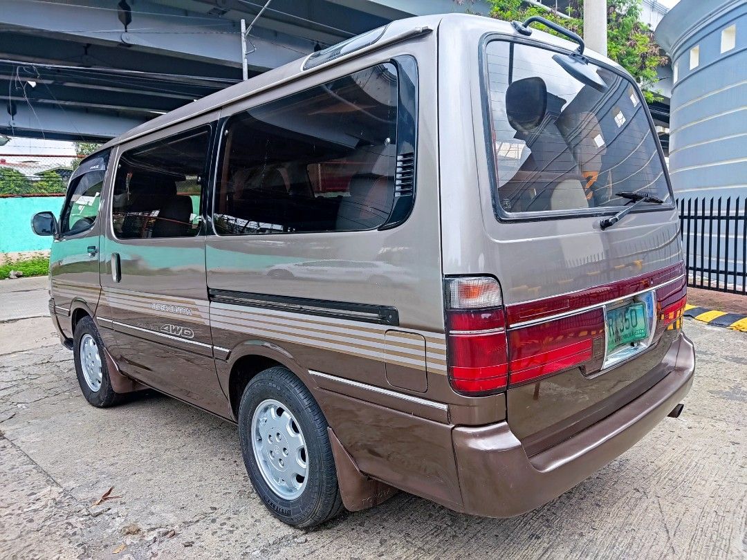 Toyota Hiace 3.0 High Roof GL Bus (A), Cars for Sale, Used Cars on Carousell