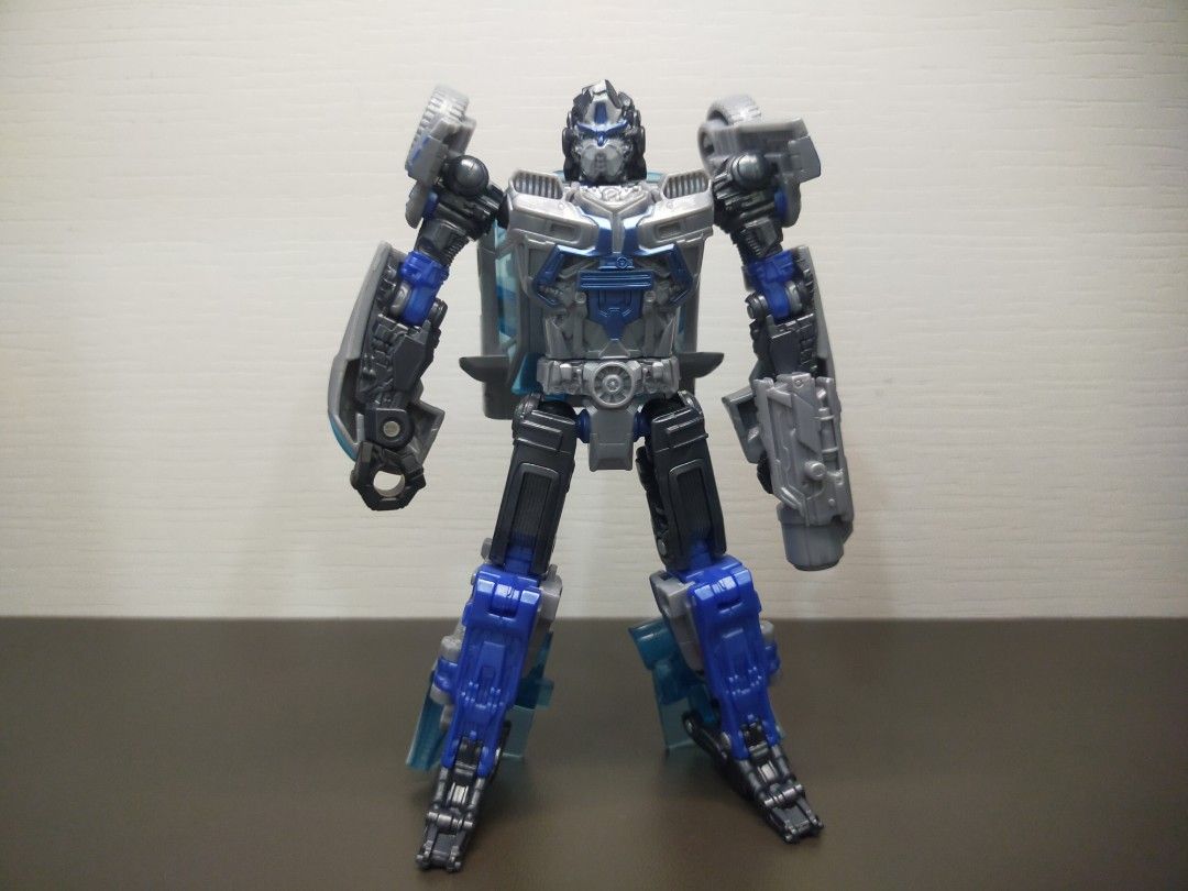 TRANSFORMERS ROTB (MAINLINE) DELUXE MIRAGE, Hobbies & Toys, Toys ...