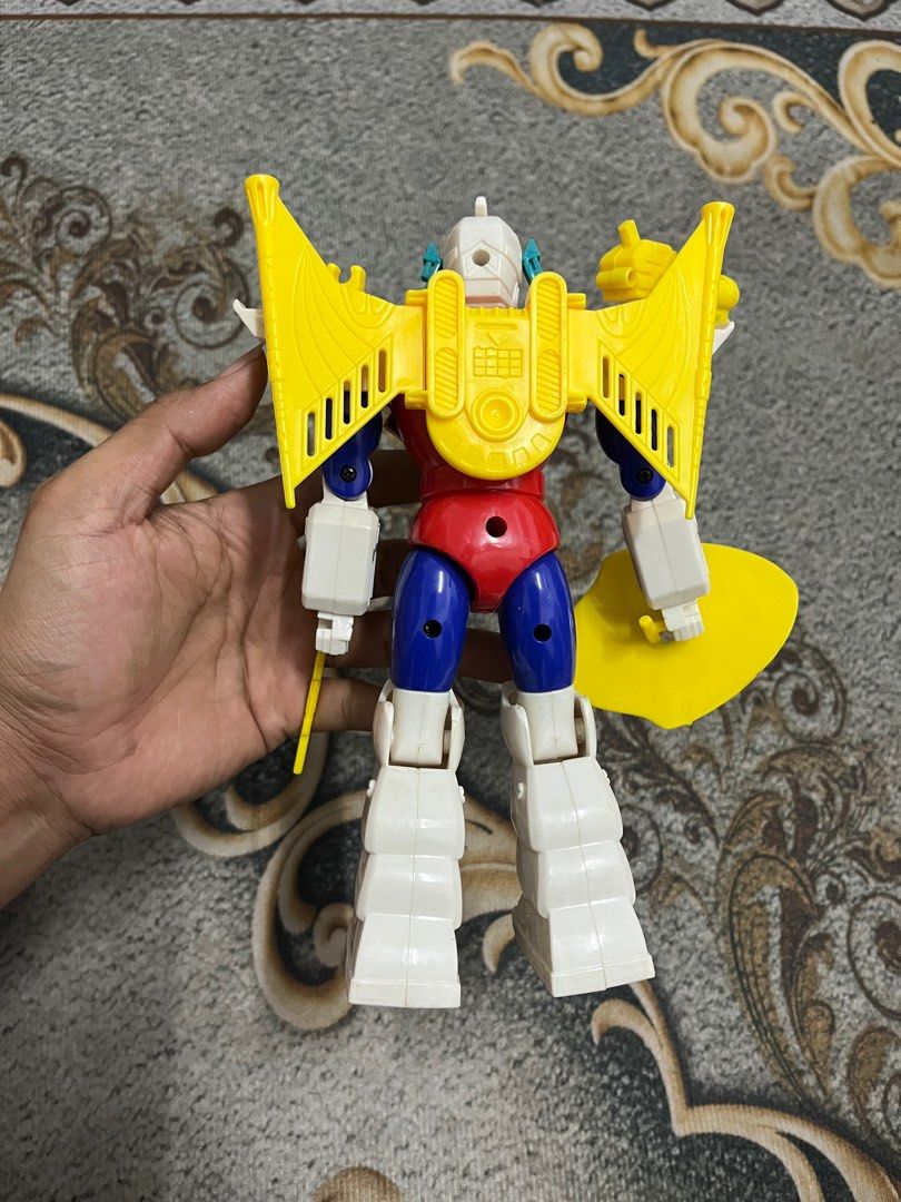 VINTAGE ROBOT LAMA HASBRO TRANSFORMERS , Hobbies & Toys, Toys & Games ...