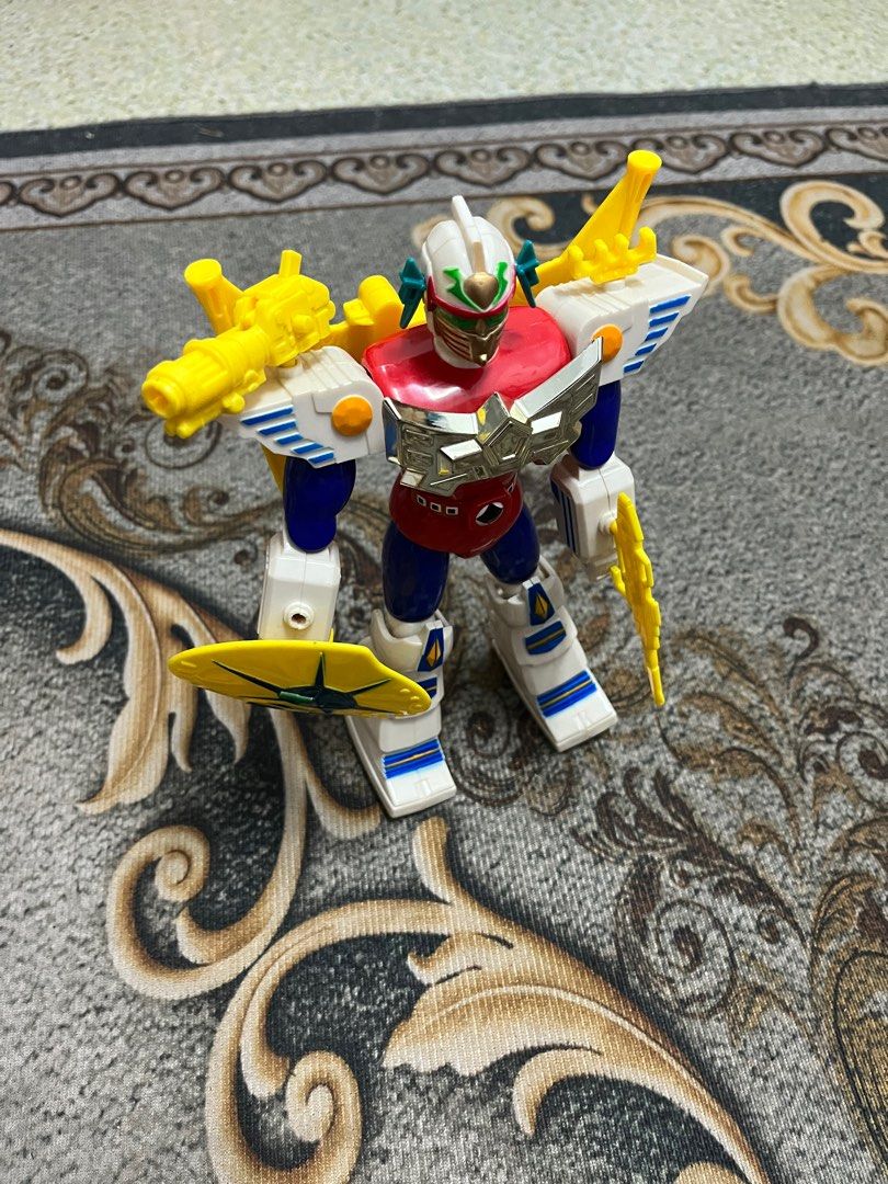 VINTAGE ROBOT LAMA HASBRO TRANSFORMERS , Hobbies & Toys, Toys & Games ...