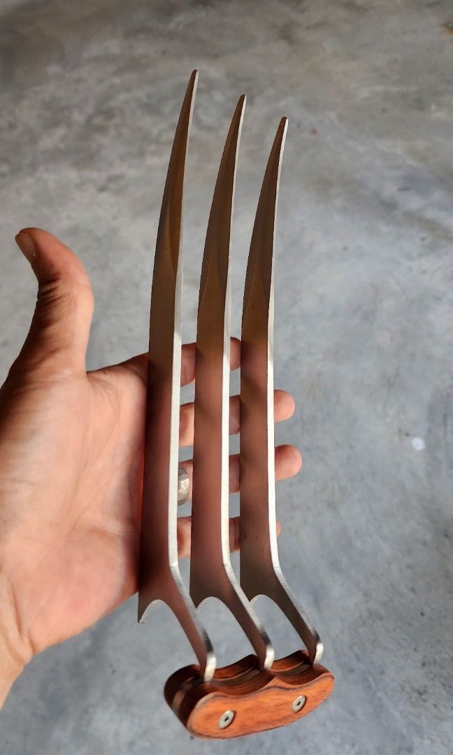 WOLVERINE METAL X MEN COSPLAY PROP TOY, Hobbies & Toys, Toys & Games on ...