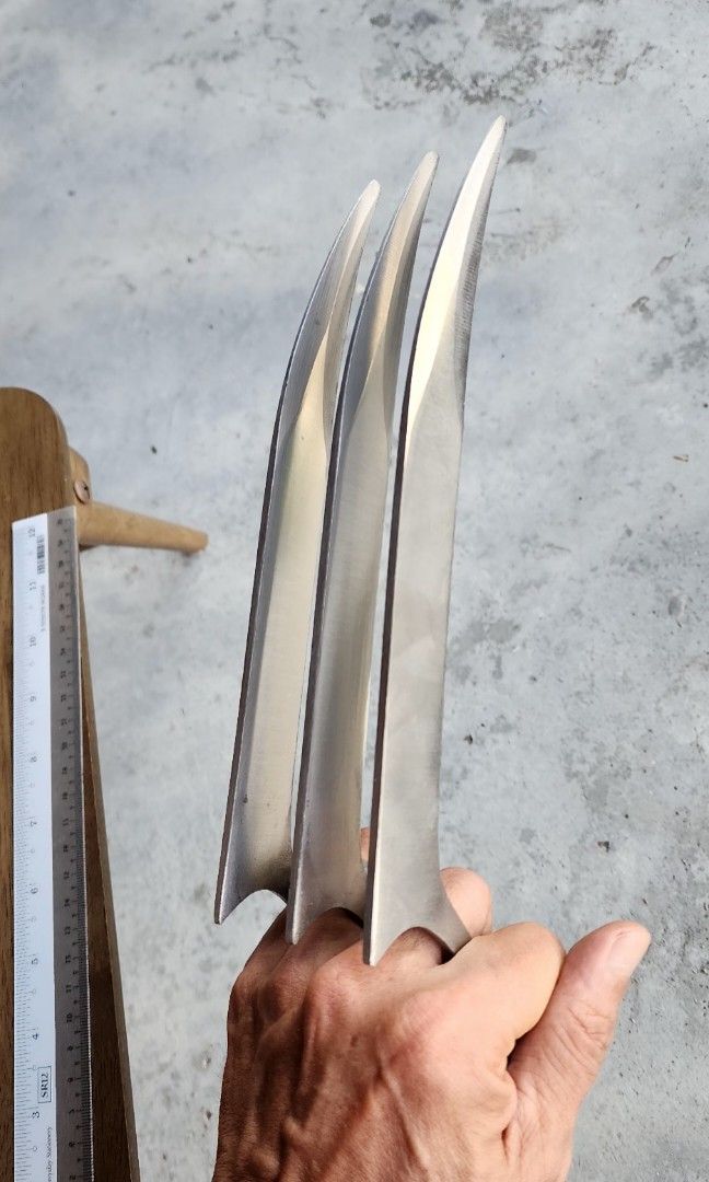 WOLVERINE METAL X MEN COSPLAY PROP TOY, Hobbies & Toys, Toys & Games on ...