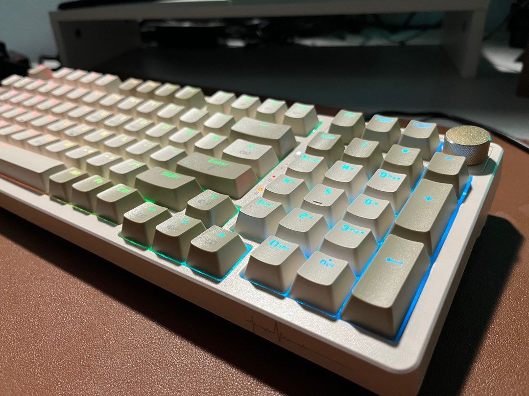 Basic AK98 Mechanical Keyboard, Computers & Tech, Parts & Accessories ...