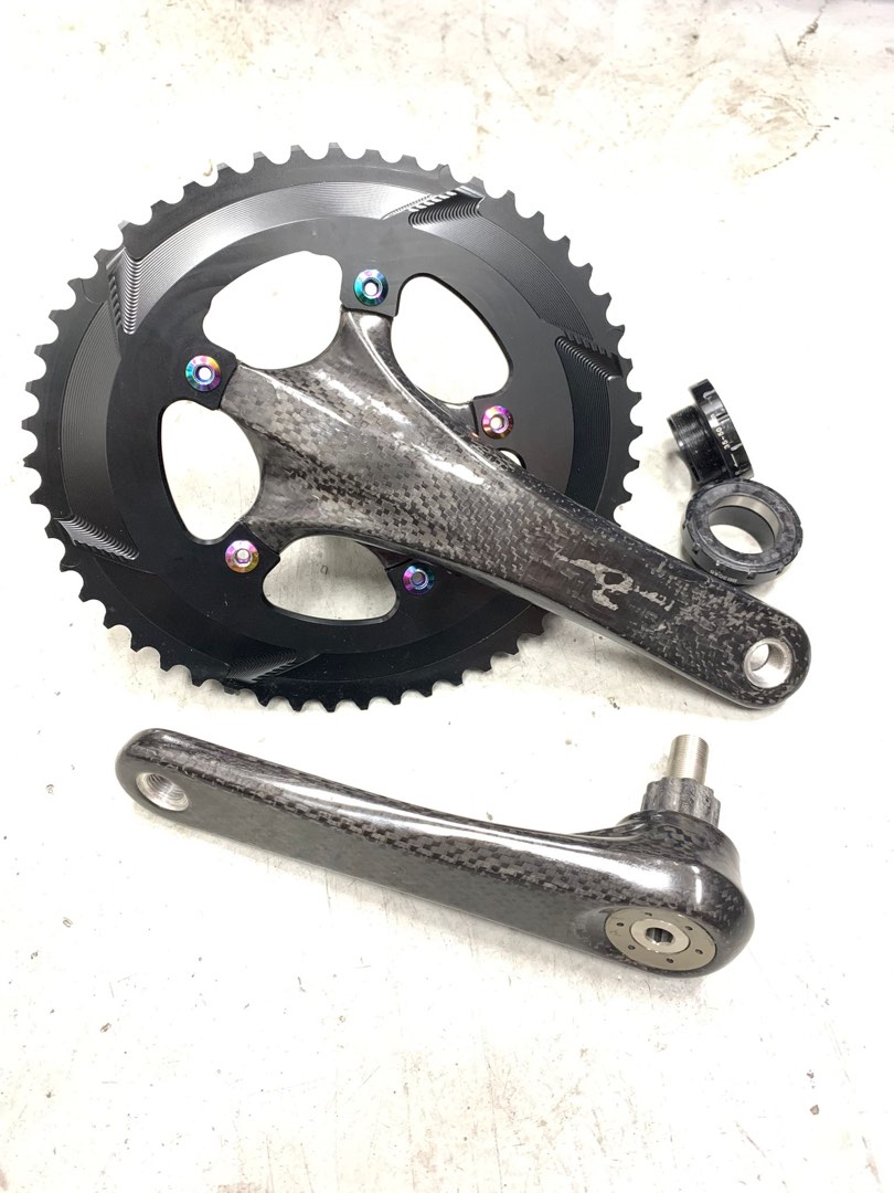 Brand New Full Carbon Crankarms set with Bottom Bracket and with ...