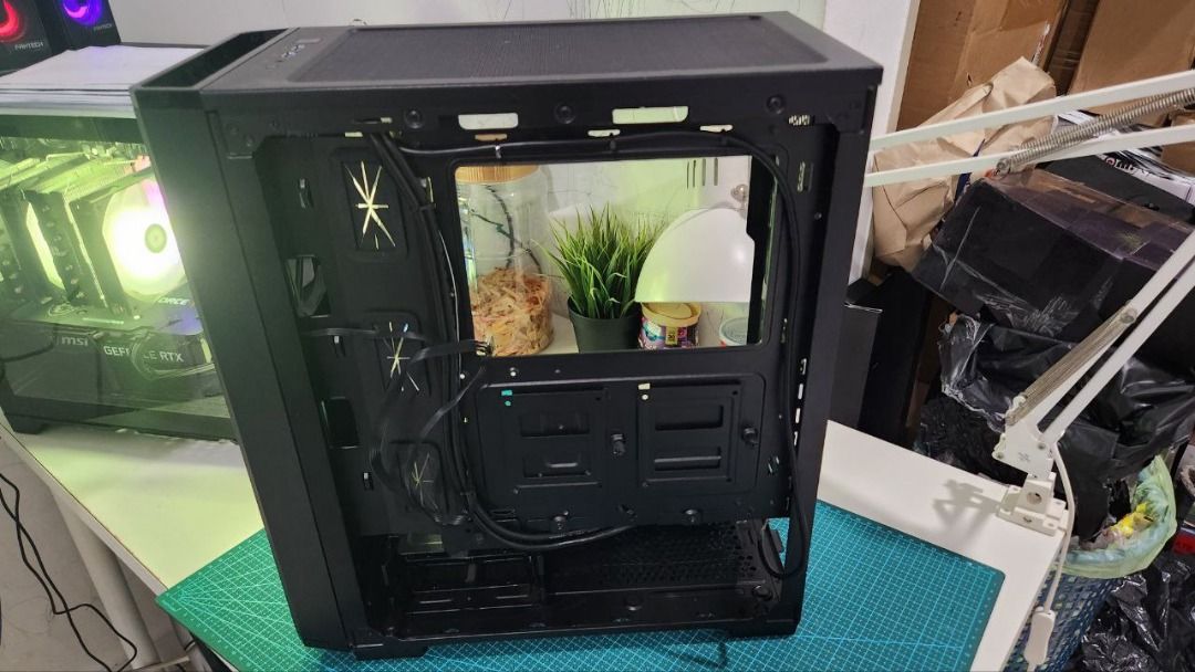 Carbide Series 175R RGB Tempered Glass Mid-Tower ATX Gaming Case ...