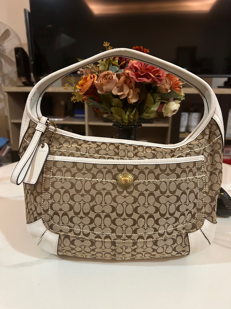 Coach kilikili bag, Women's Fashion, Bags & Wallets, Shoulder Bags on ...