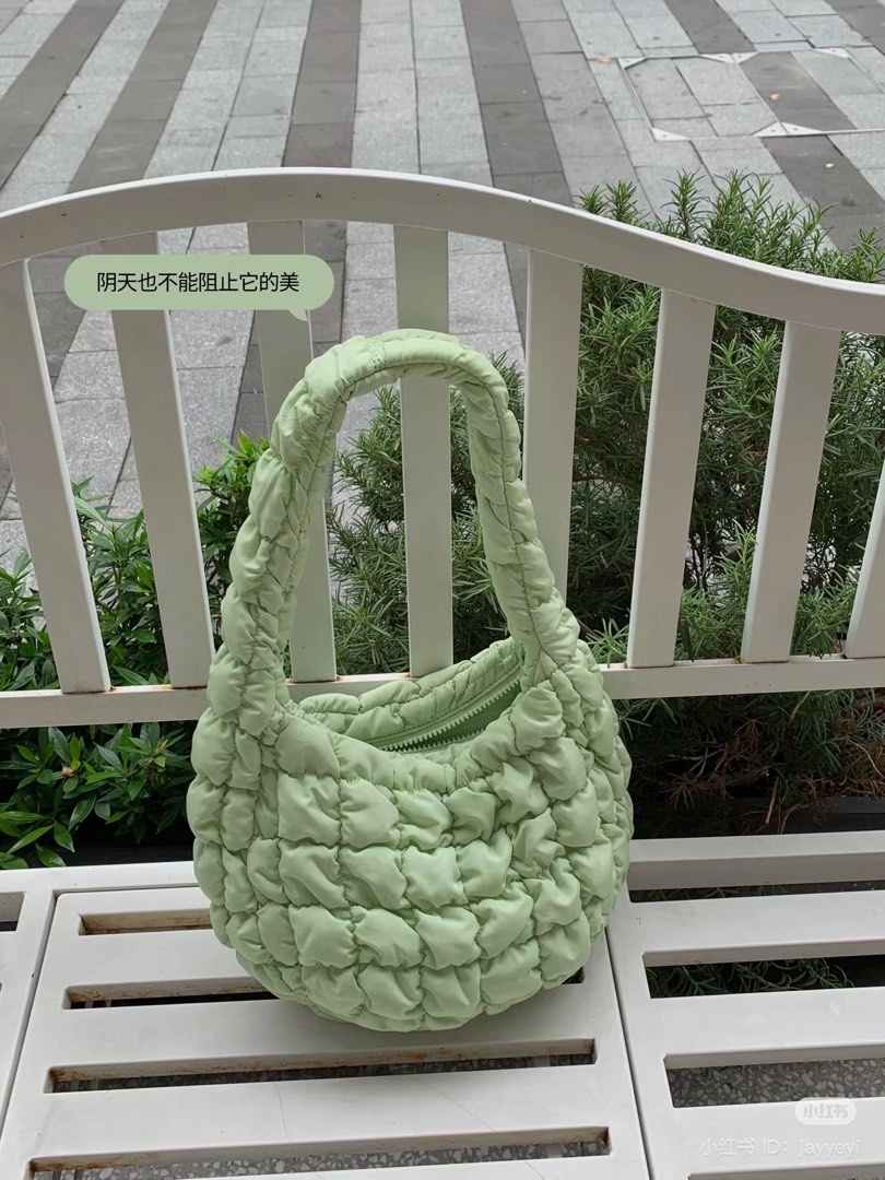 Cos mini quilted bag limited edition apple green, Women's Fashion, Bags ...