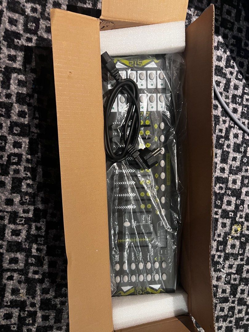 DMX 512 LIGHTING CONSOLE, Computers & Tech, Office & Business ...