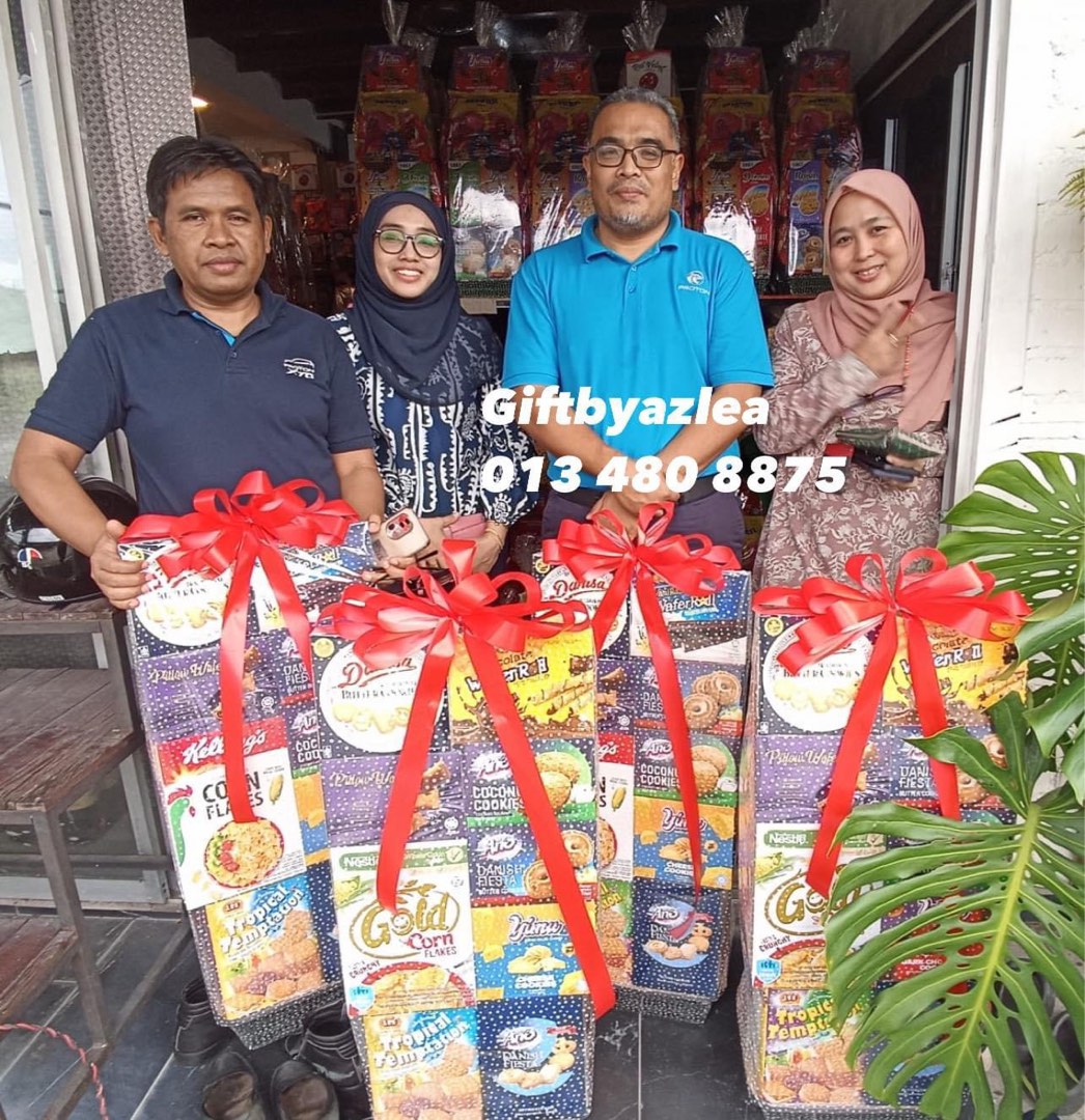 Hamper makanan dan minuman ready stock rm50, Food & Drinks, Gift ...