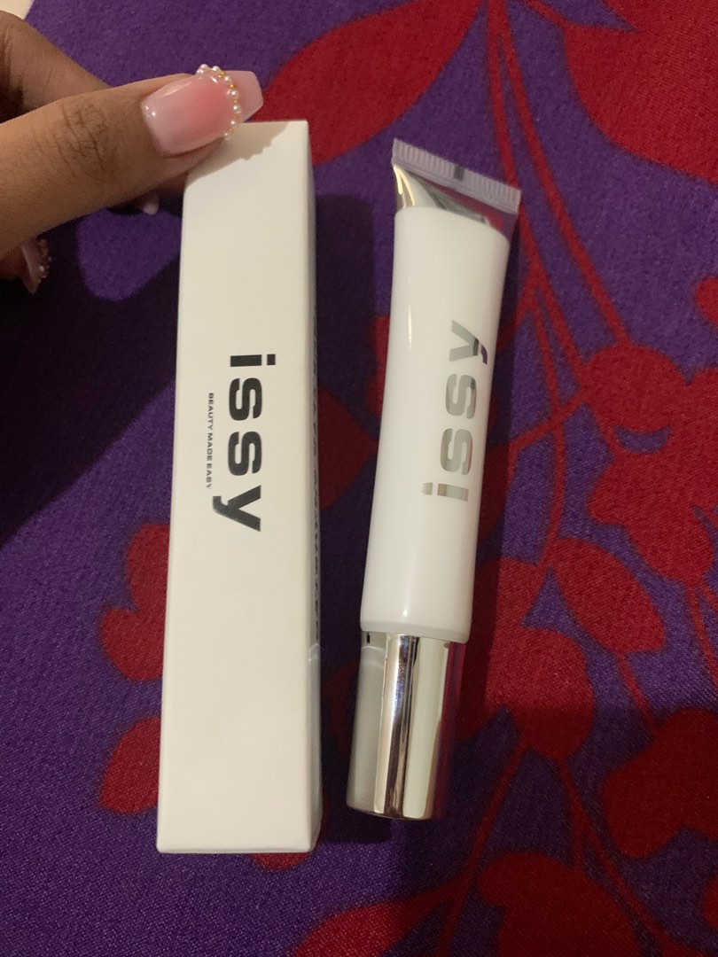 Issy True Flex Adjuster, Beauty & Personal Care, Face, Makeup on Carousell