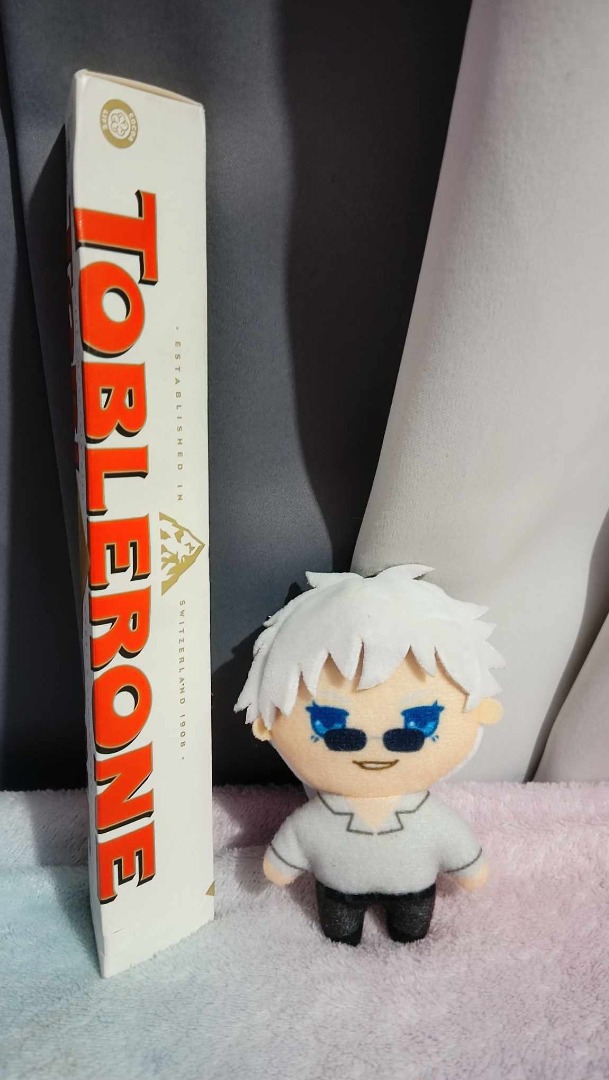JUJUTSU KAISEN - MEGUMI AND GOJO, Hobbies & Toys, Toys & Games on Carousell