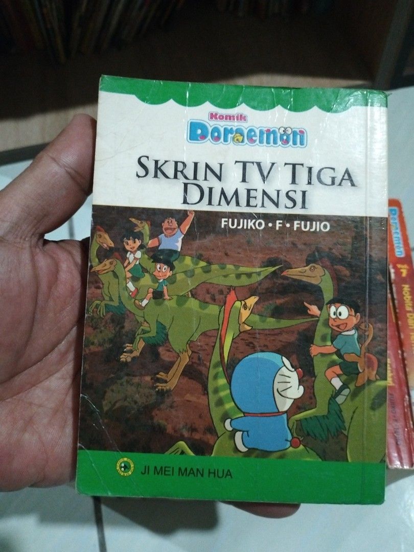 Komik mini lama doraemon tora aman, Everything Else, Others on Carousell