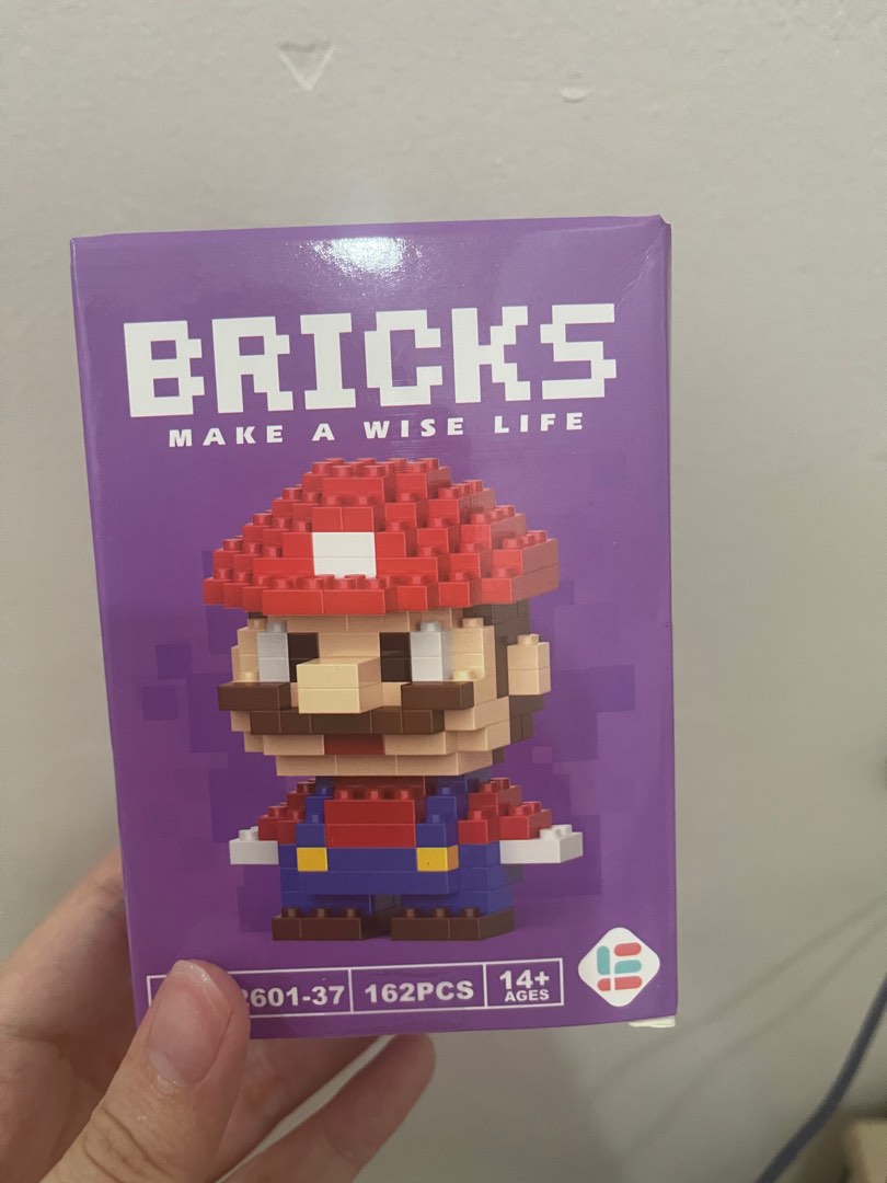 Lego Mario bricks, Hobbies & Toys, Toys & Games on Carousell