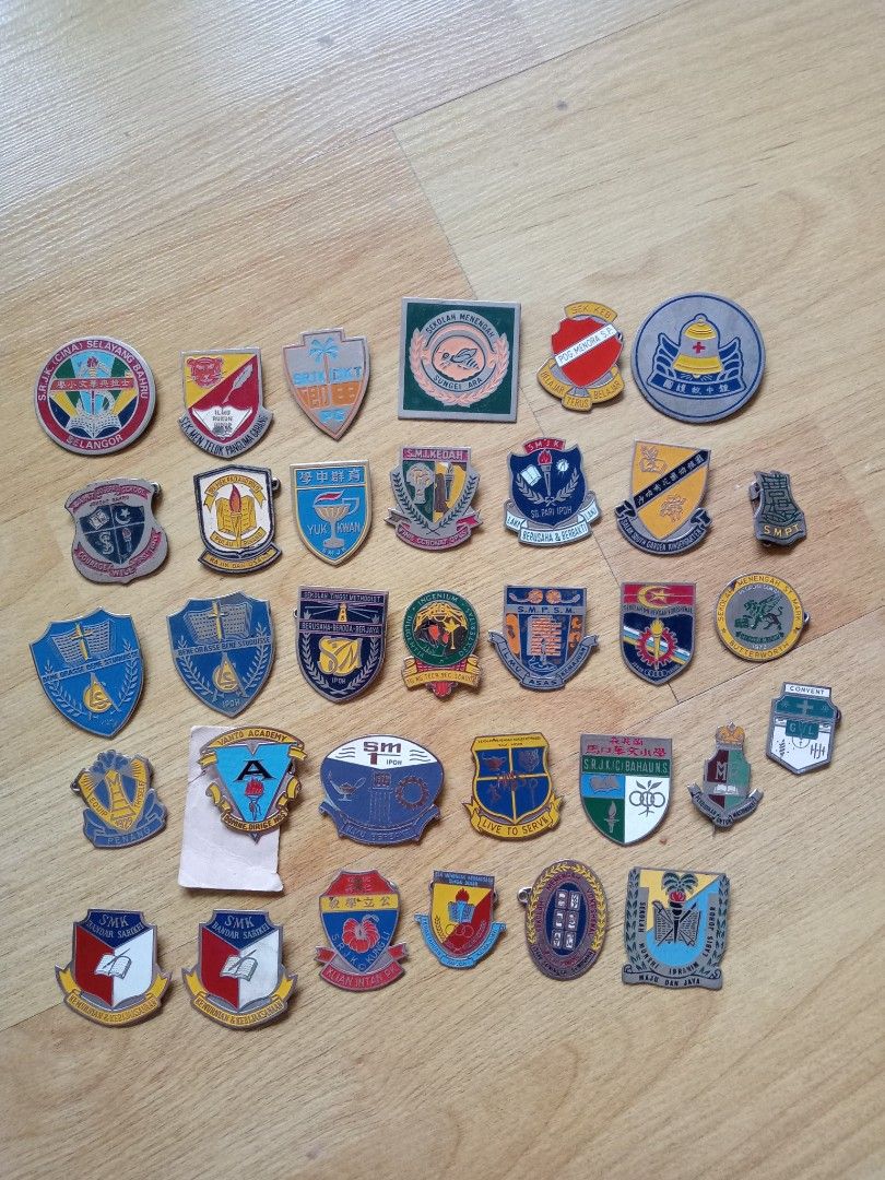 Metal School Badges, Hobbies & Toys, Collectibles & Memorabilia ...