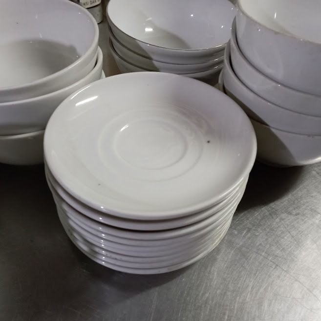 Piring Kecil Keramik Porcelain Merek Legacy E034 Diameter 15 Cm ...