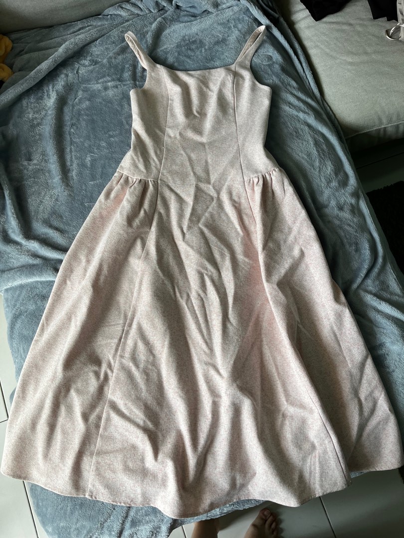 Pomelo Light Pink Flare Midaxi Dress, Women's Fashion, Dresses & Sets ...