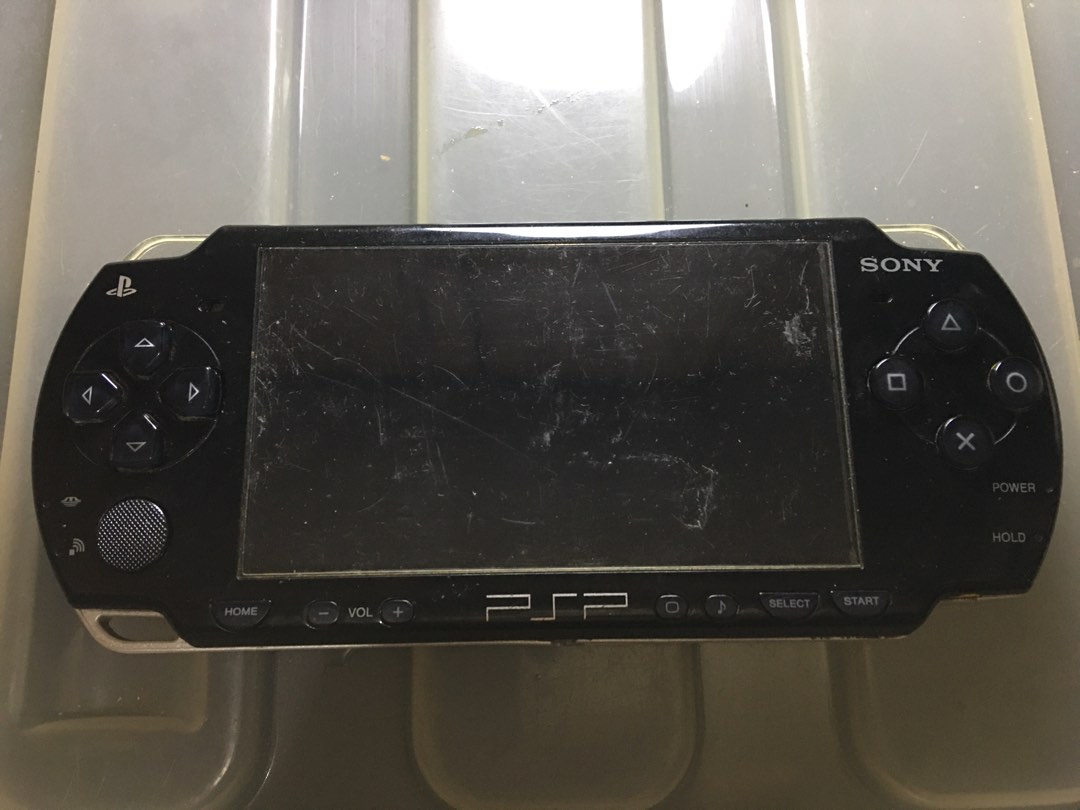 PSP-2005 PlayStation Portable, Video Gaming, Video Game Consoles ...