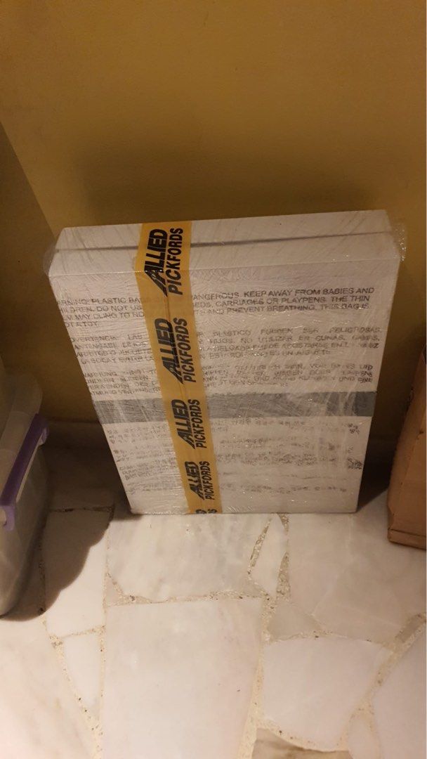 Riot games - League of Legends Challenger Jacket 2016 on Carousell