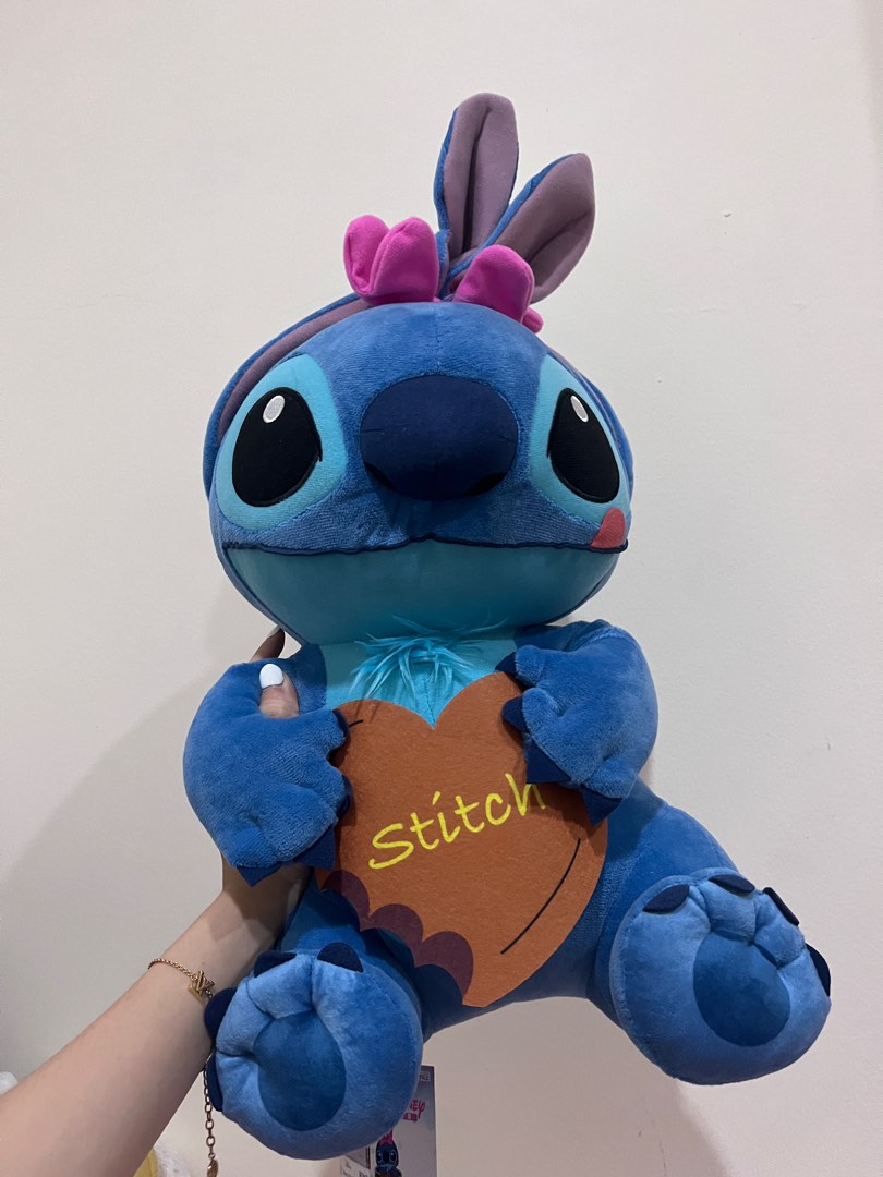Stitch doll disney, Toys & Collectibles, Mainan di Carousell