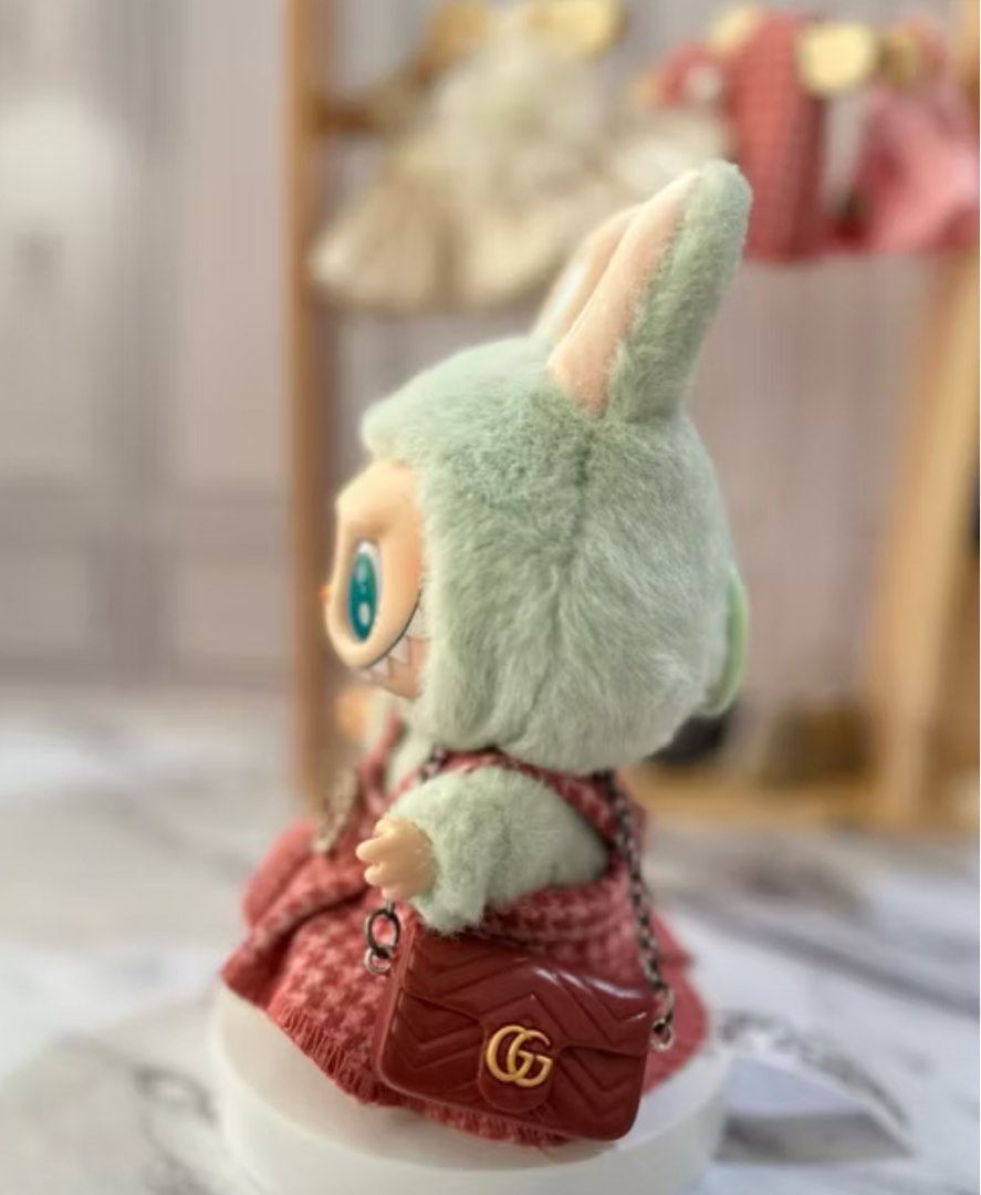 tas labubu gc maroon, Toys & Collectibles, Mainan di Carousell