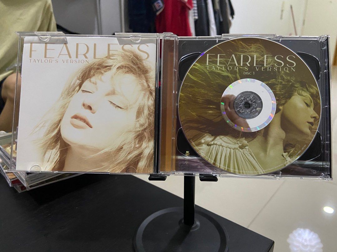 Taylor Swift Fearless Taylors Version Hobbies Toys Music