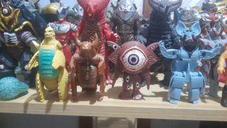 Kaiju dinasour tank ultraman seven original bandai, Hobbies & Toys ...