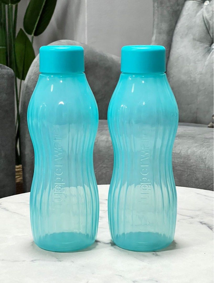 Botol Tupperware 880ml, Furniture & Home Living, Kitchenware ...
