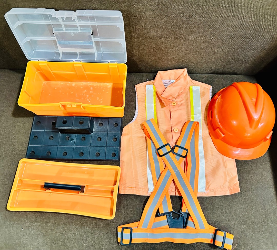 Construction Pretend Play set, Hobbies & Toys, Toys & Games on Carousell