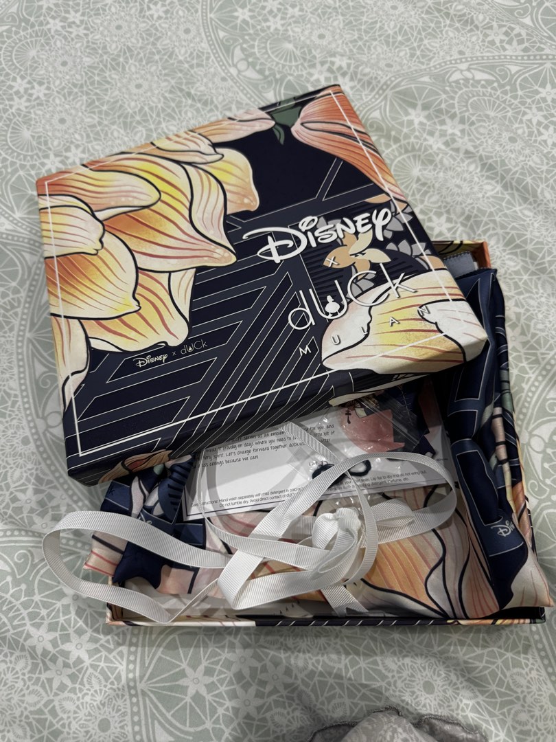 Disney x Duck MULAN Legacy, Women's Fashion, Muslimah Fashion, Hijabs ...