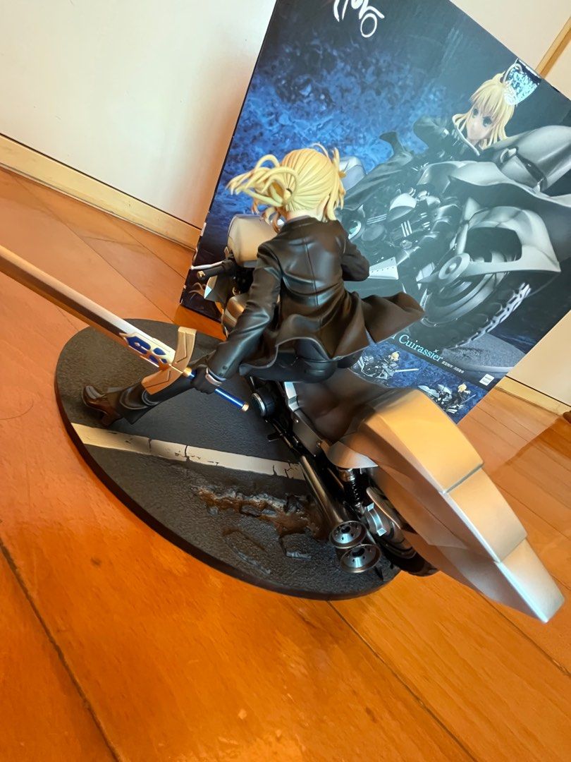 Good Smile Company Fate/Zero Saber & Saber Motored Cuirassier 1/8 Scale ...