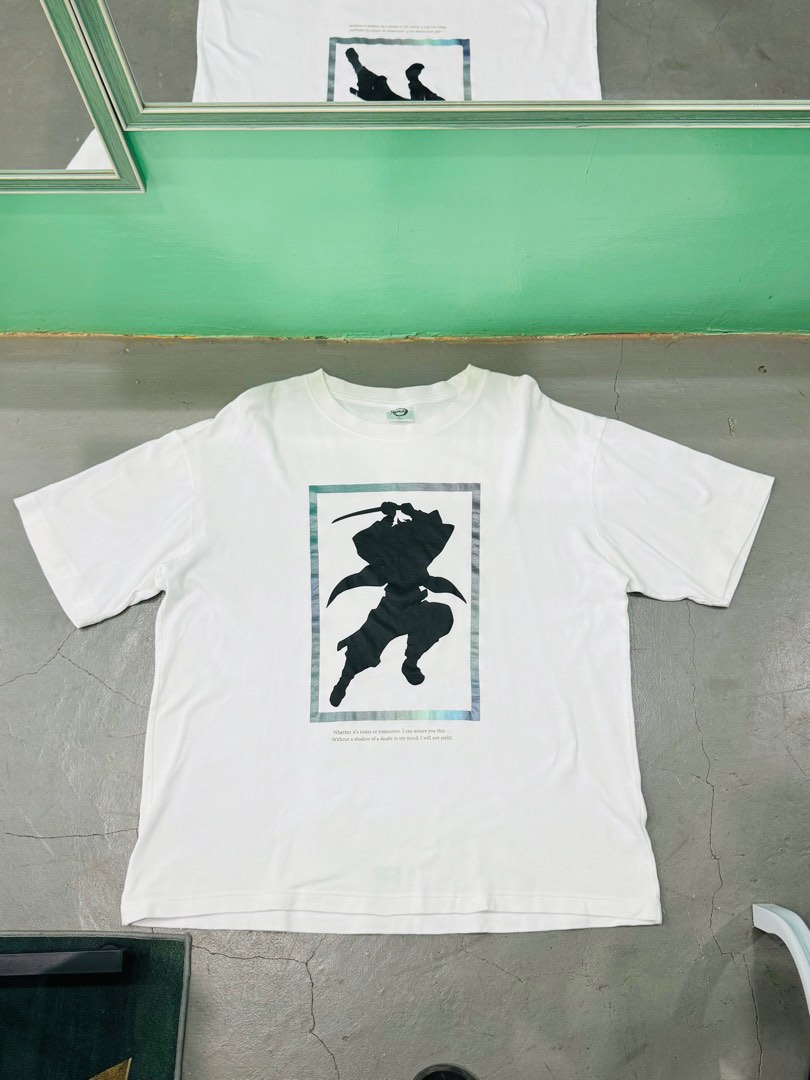 GU x demon slayer, Men's Fashion, Activewear on Carousell