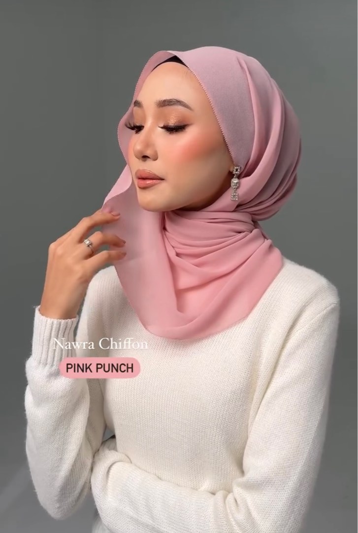 Guzel KL Chiffon Shawl, Women's Fashion, Muslimah Fashion, Hijabs on ...