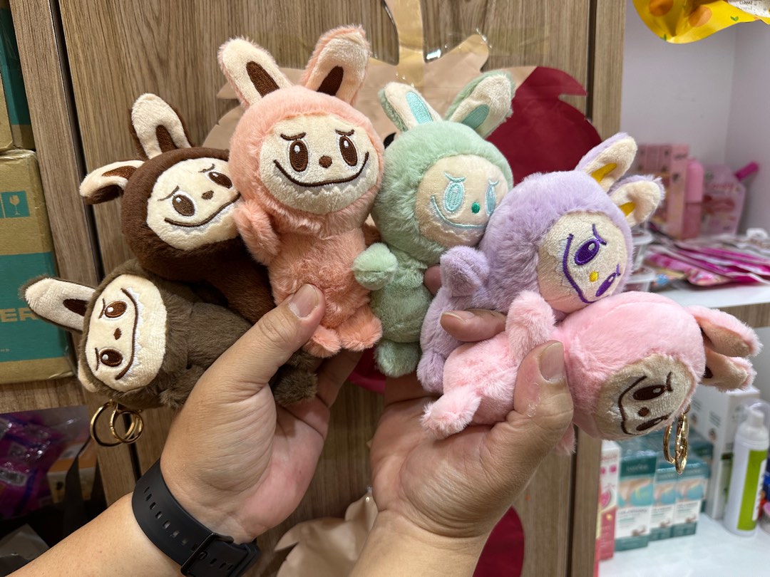 Labubu keychains, Hobbies & Toys, Toys & Games on Carousell