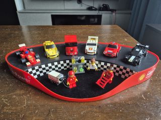 MISB Lego Ferrari x Shell V Power Lego Set and Display Casing, Hobbies ...