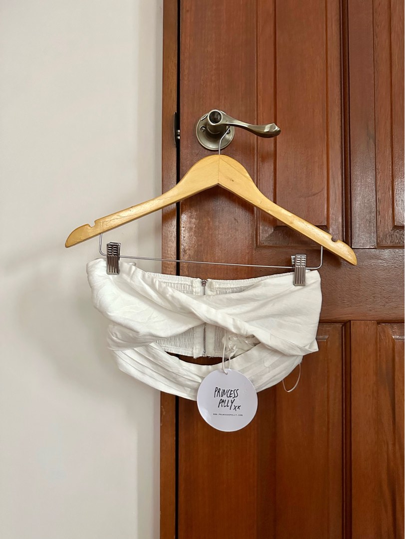 Princess Polly Allie Top, Women's Fashion, Tops, Sleeveless on Carousell