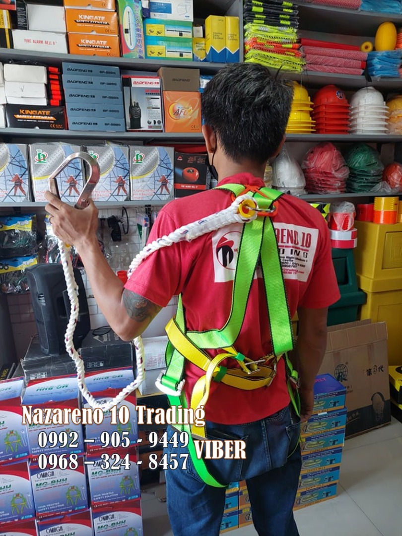safety harness single hook, Commercial & Industrial, Construction ...